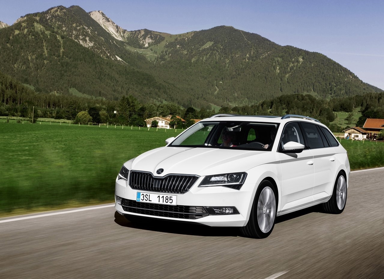 Skoda Superb combi prijzen, afmetingen, gewicht, en andere ...