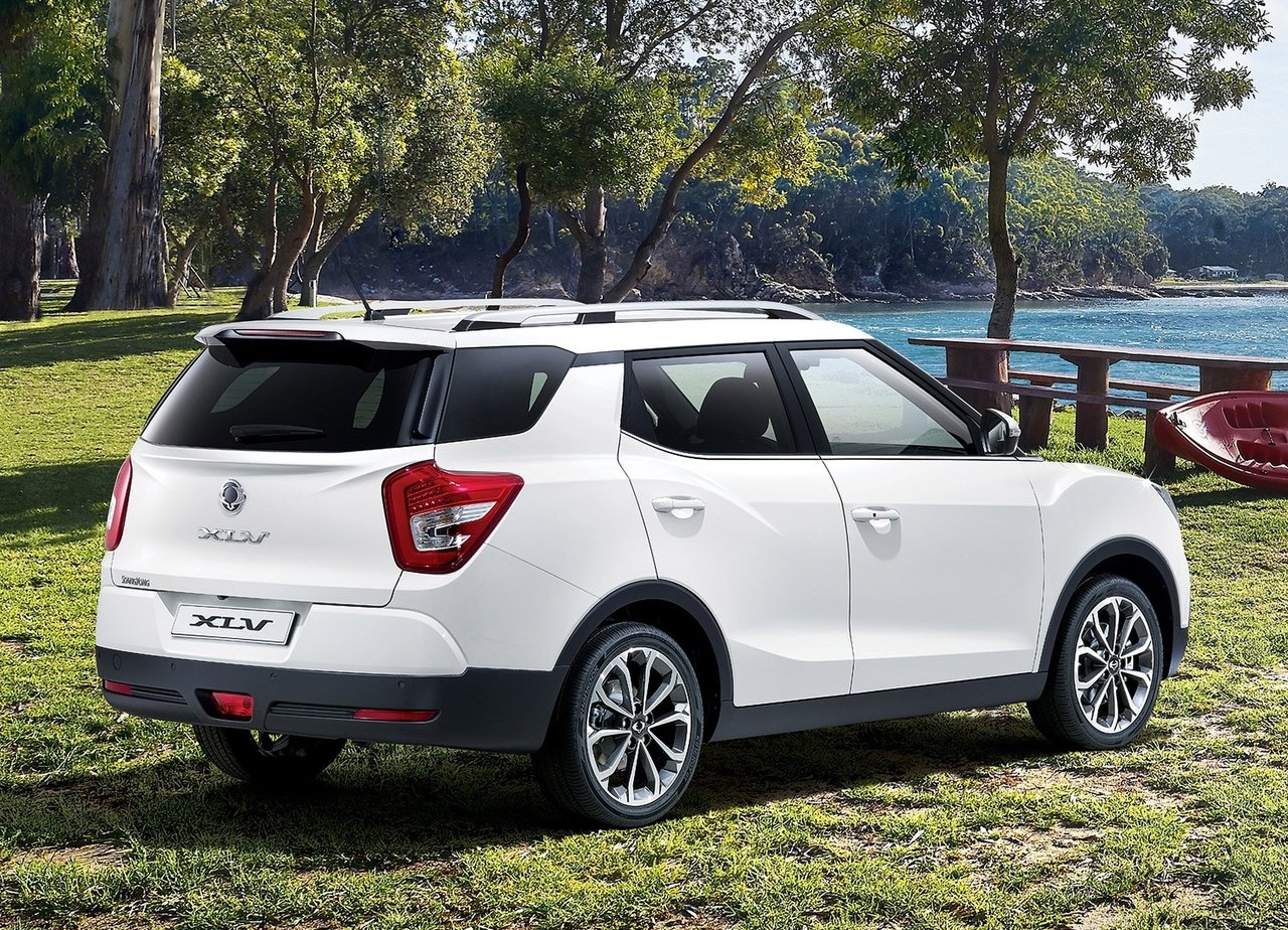 Ssangyong Xlv prijzen, afmetingen, gewicht, en andere specificaties ...