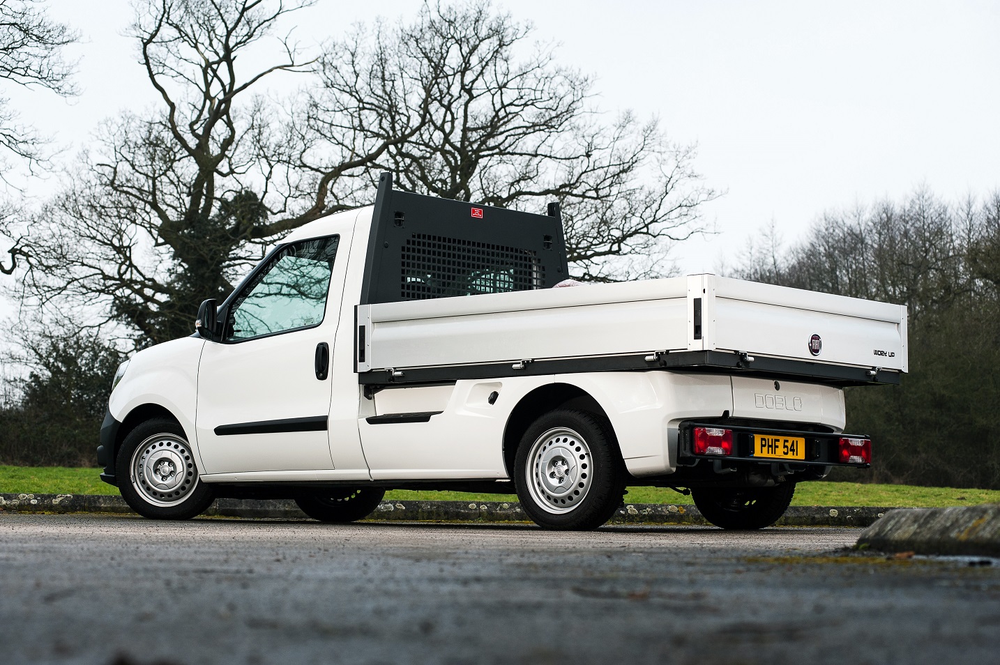 Fiat Doblo cargo 95 MPI 2010 2011 2012 2013 2014 2015 2016 2017 2018 ...