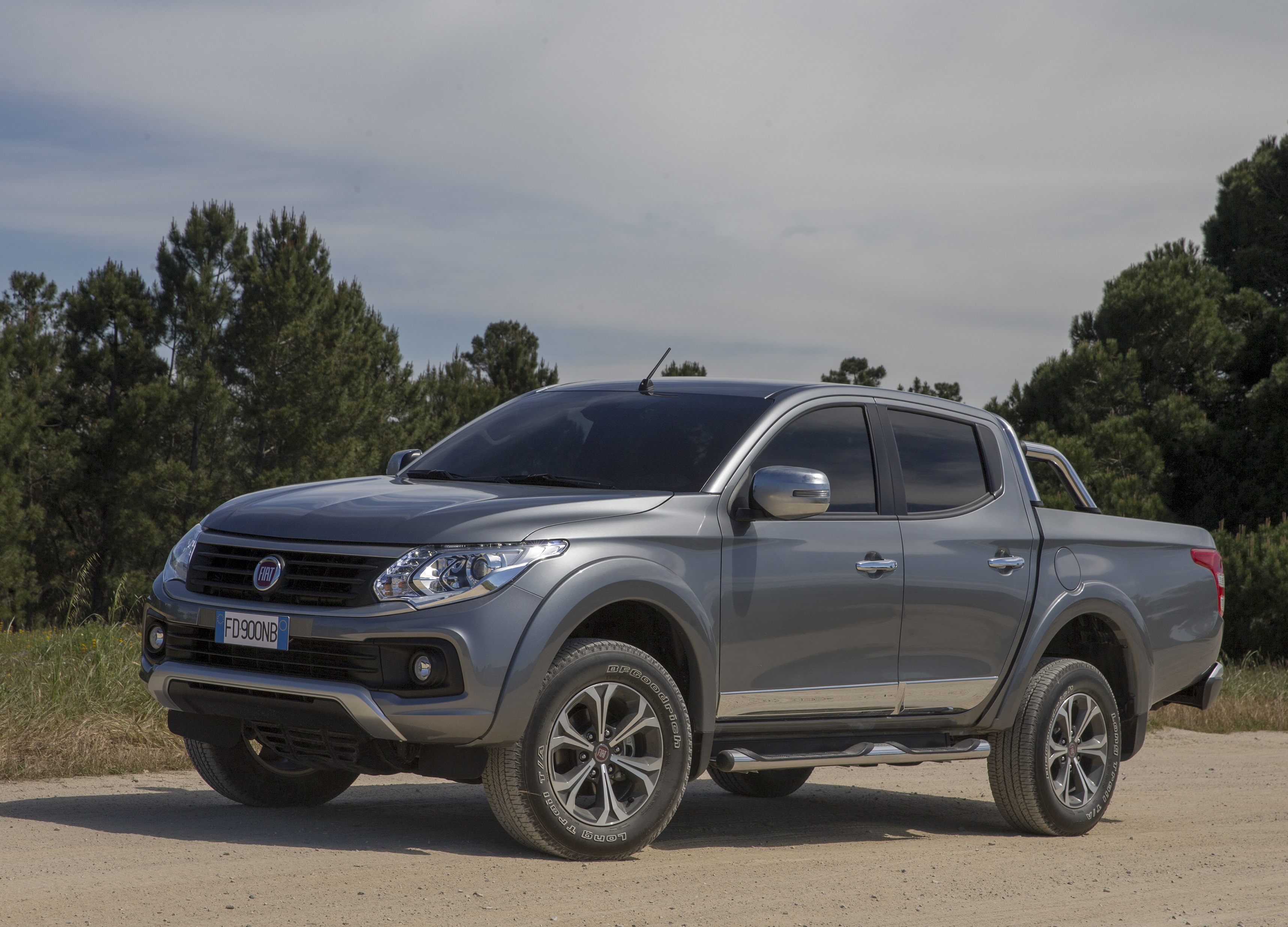 Fiat Fullback prijzen, afmetingen, gewicht, en andere specificaties ...