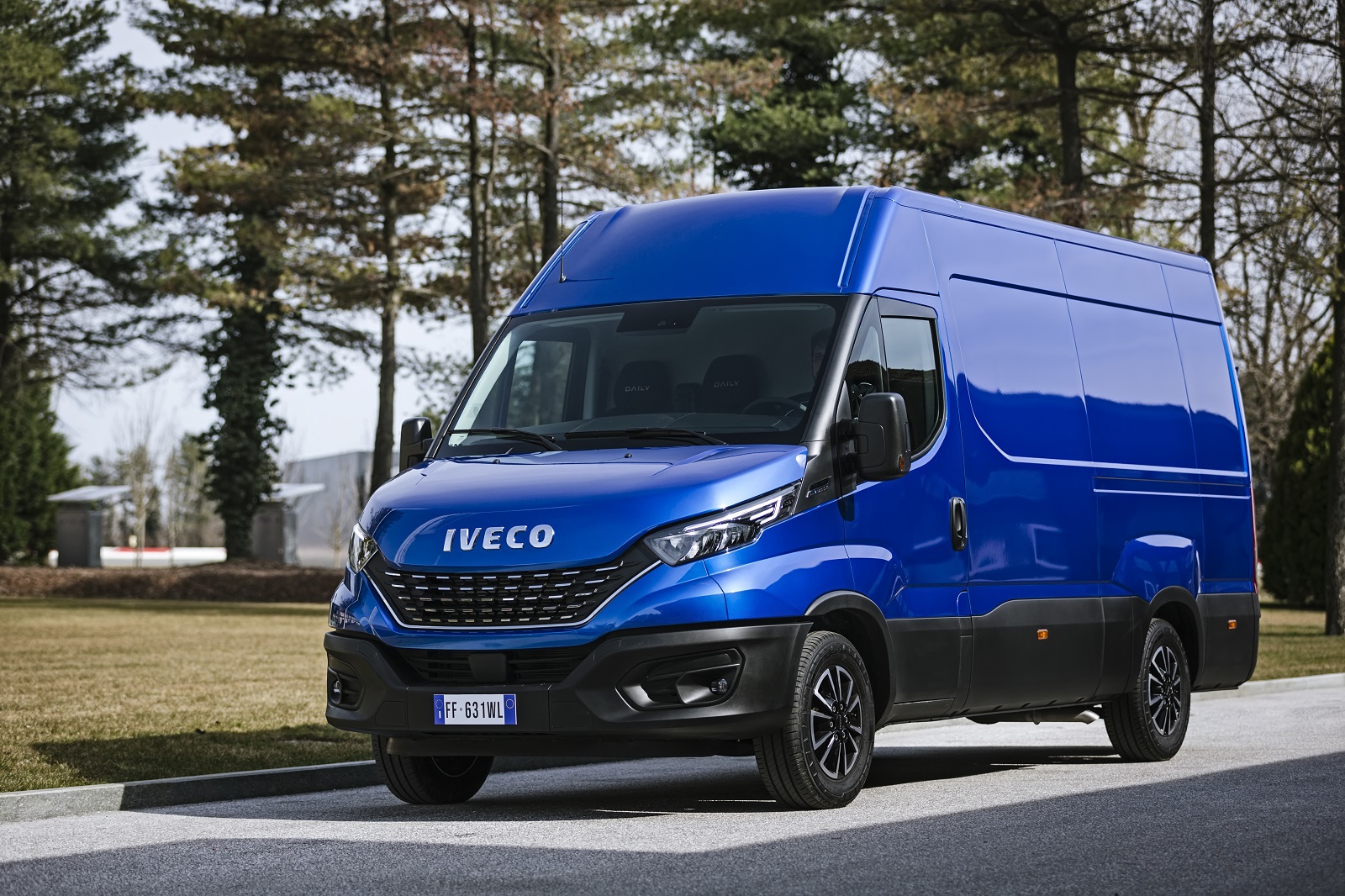 Iveco Daily prijzen, afmetingen, gewicht, en andere specificaties ...