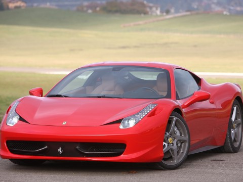 Ferrari - Alle modellen en uitvoeringen - AutoRAI.nl