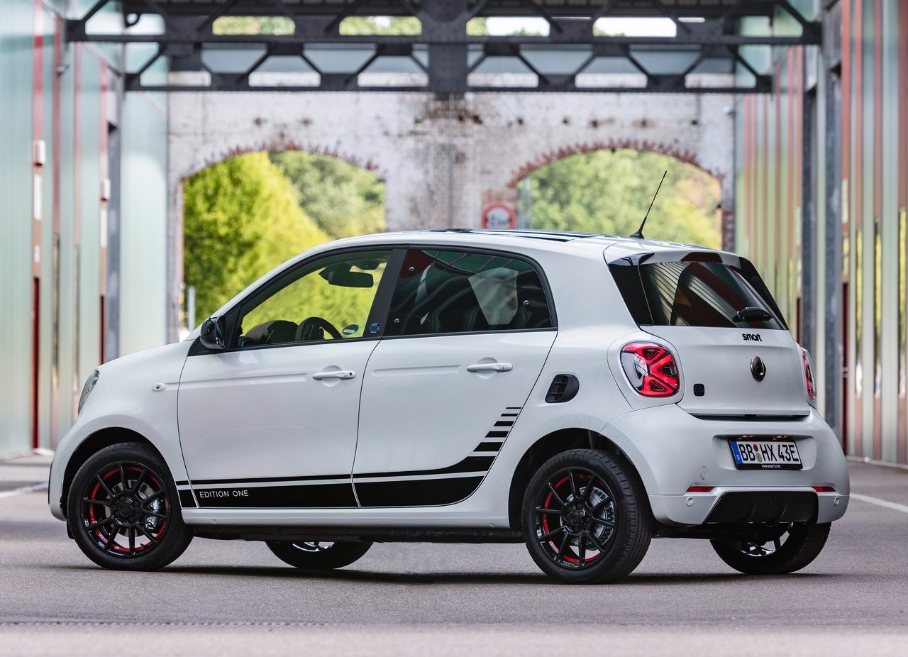 Smart Forfour prijzen, afmetingen, gewicht, en andere specificaties ...