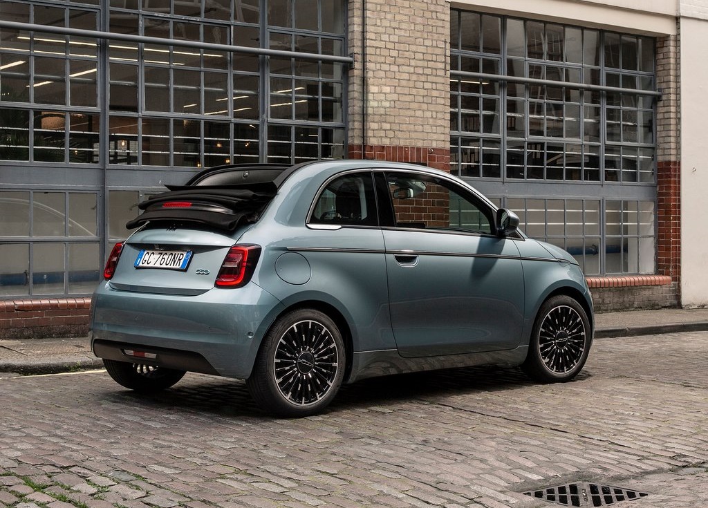Fiat 500 prijzen, afmetingen, gewicht, en andere specificaties - AutoRAI.nl