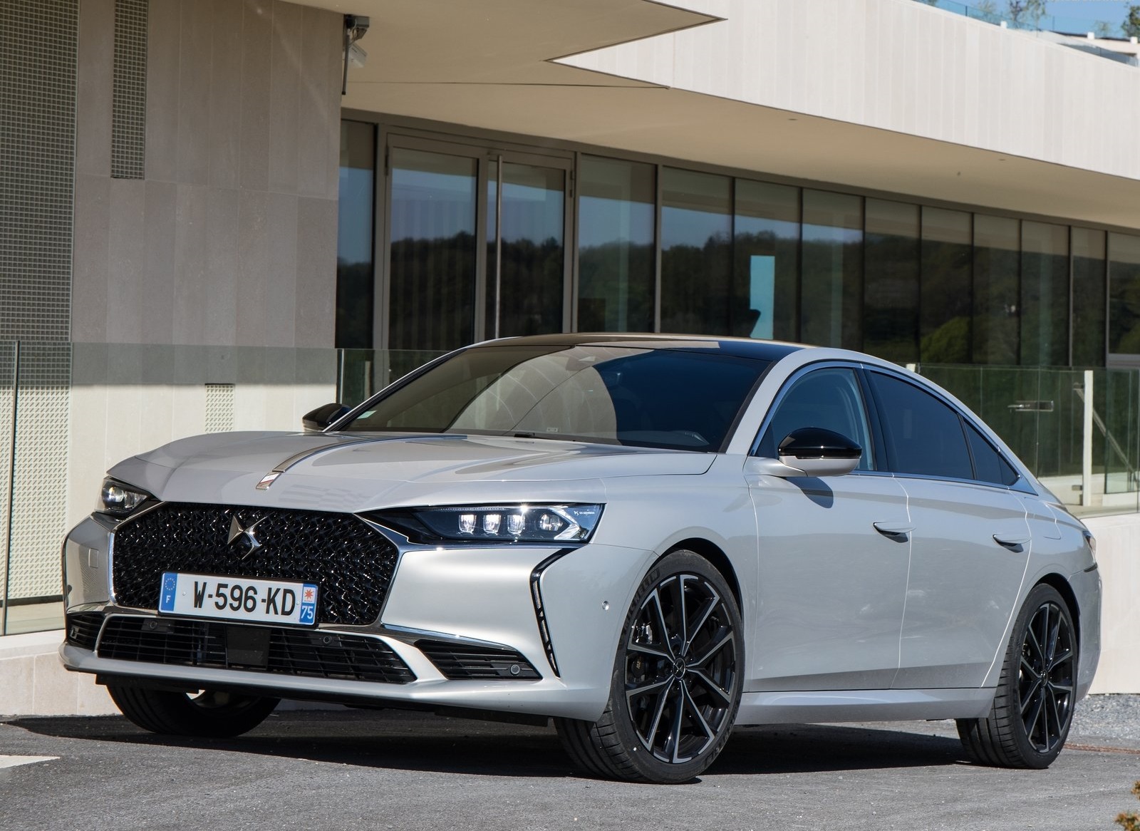 Ds Ds 9 prijzen, afmetingen, gewicht, en andere specificaties - AutoRAI.nl