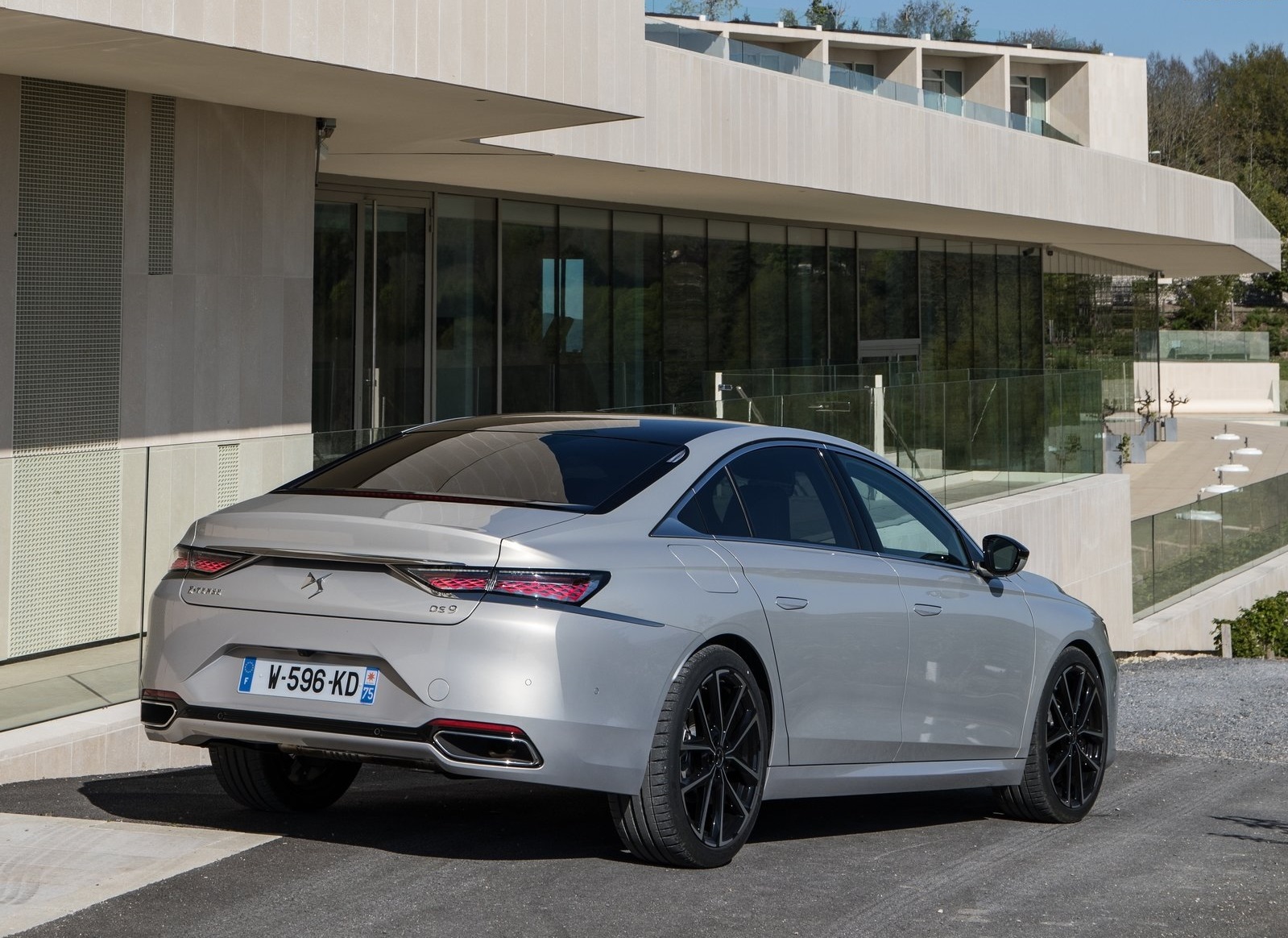 Ds Ds 9 prijzen, afmetingen, gewicht, en andere specificaties - AutoRAI.nl