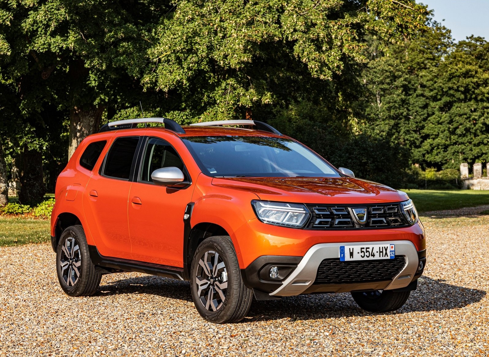 Dacia Duster prijzen, afmetingen, gewicht, en andere specificaties ...