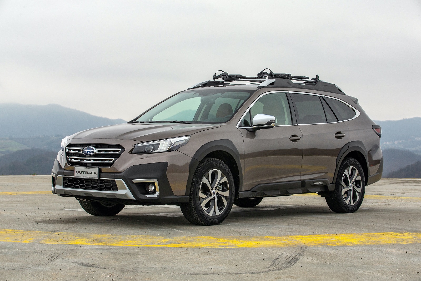 Subaru Outback prijzen, afmetingen, gewicht, en andere specificaties ...