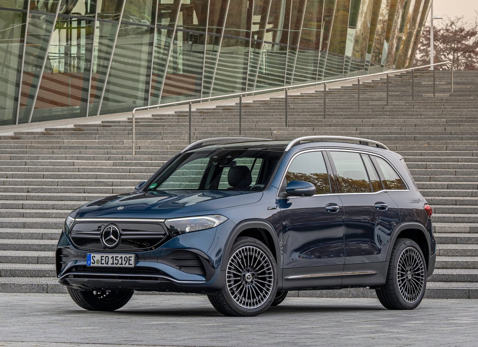 Mercedes benz Eqb prijzen, afmetingen, gewicht, en andere specificaties ...