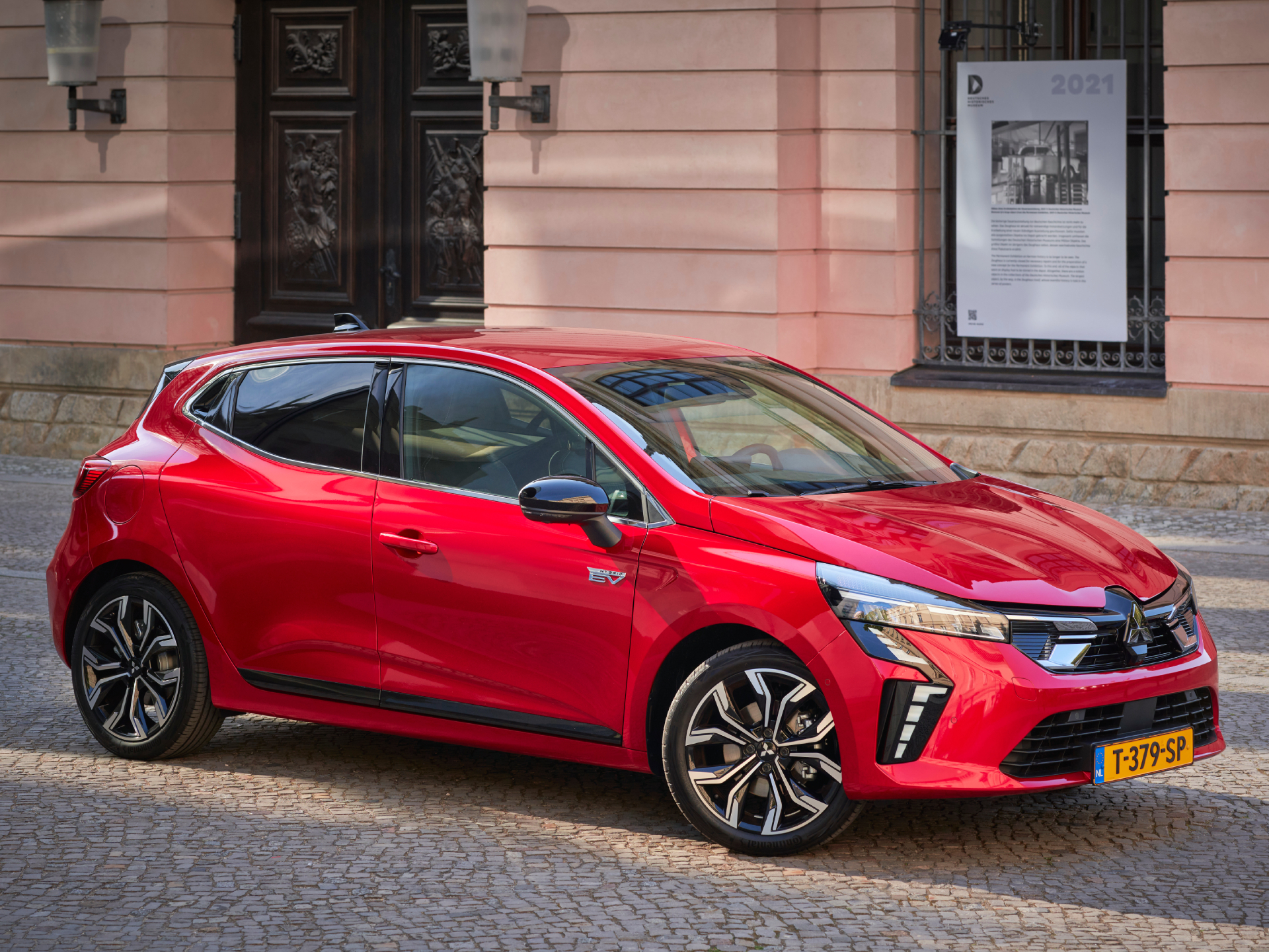 Mitsubishi Colt prijzen, afmetingen, gewicht, en andere specificaties ...