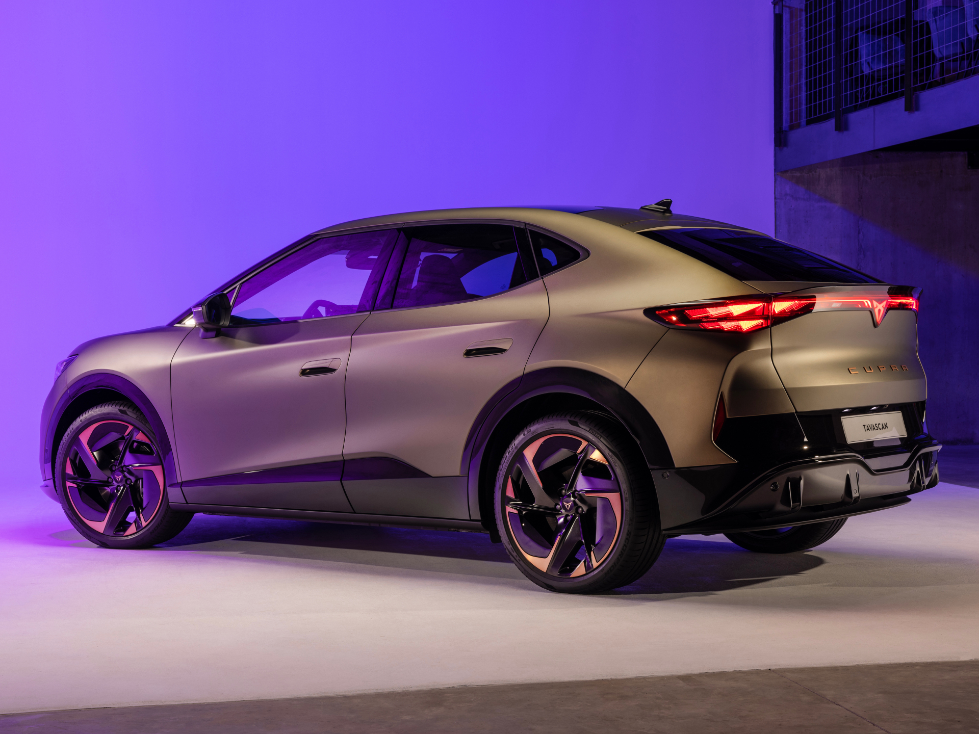 Cupra Tavascan prijzen, afmetingen, gewicht, en andere specificaties ...