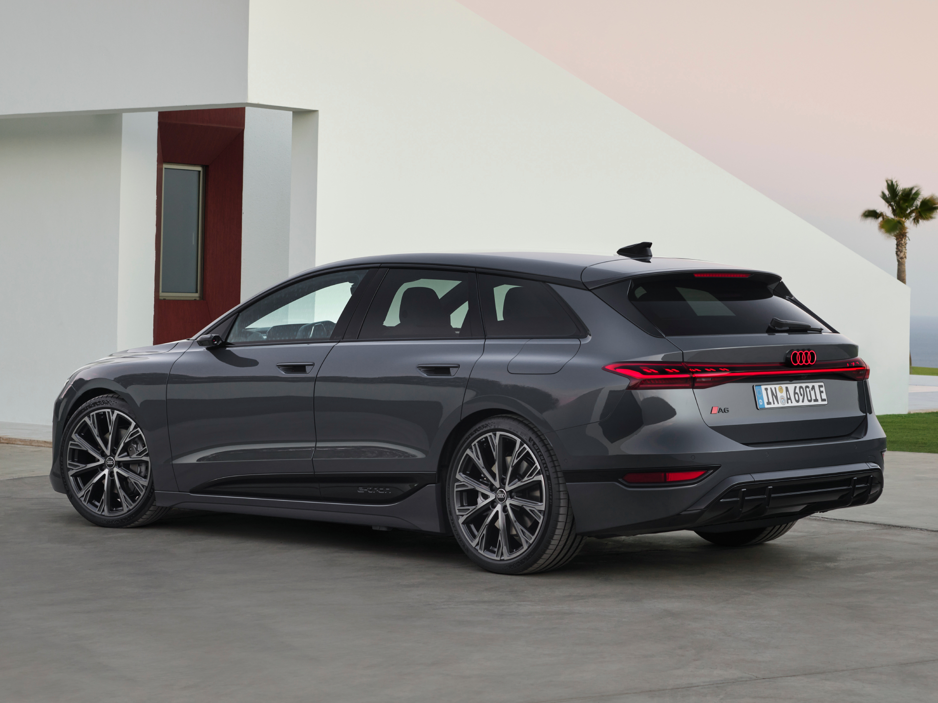 Audi A6 avant prijzen, afmetingen, gewicht, en andere specificaties ...